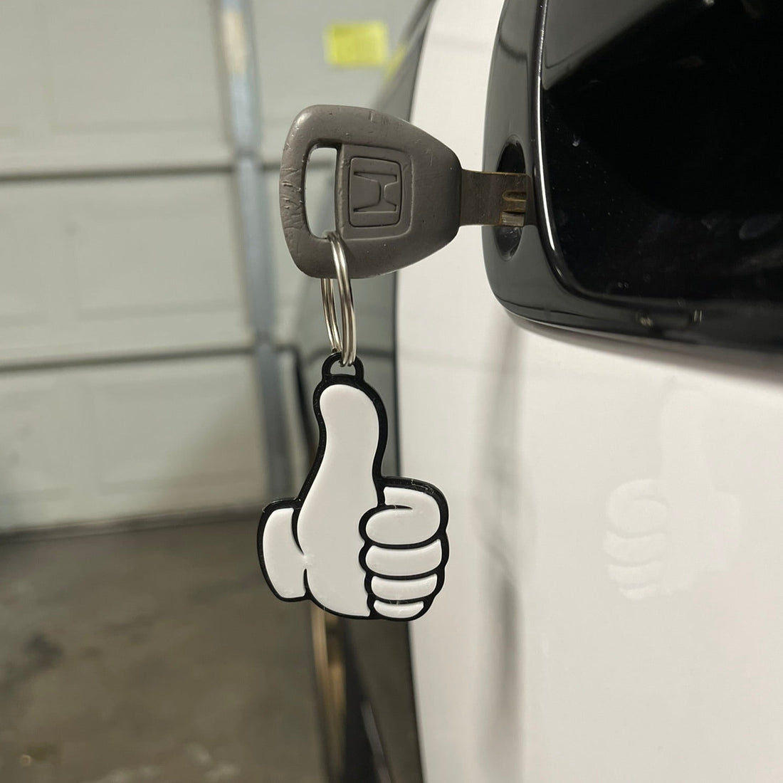 Hand Keychain – ludebehavior